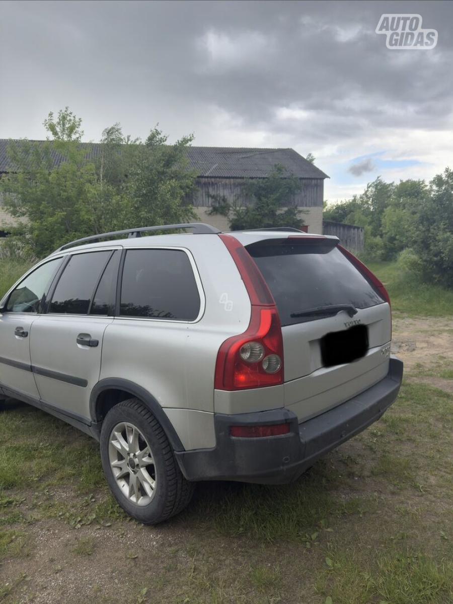 Pelēks Volvo XC90 2004 Viļņa, ar dzinēja tilpumu 2.40 L un nobraukumu 429 tūkst. km par 2650 €, foto 3 vietnē AUTOMOTO.COM.LV