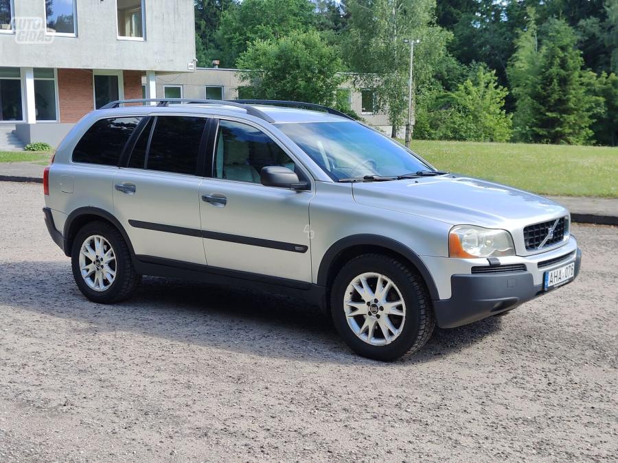 Pelēks Volvo XC90 2004 Viļņa, ar dzinēja tilpumu 2.50 L un nobraukumu 332 tūkst. km par 1999 €, foto 5 vietnē AUTOMOTO.COM.LV