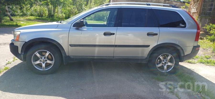 Pelēks Volvo XC90 2004 Saldus, ar dzinēja tilpumu 2.90 L un nobraukumu 393 tūkst. km par 2225 €, foto 4 vietnē AUTOMOTO.COM.LV