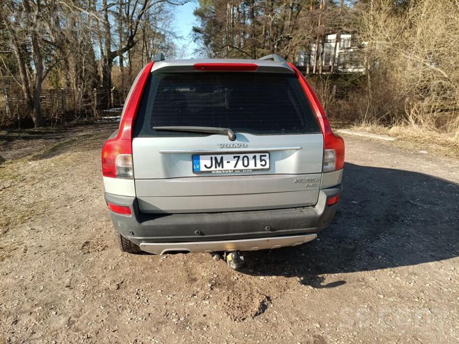 Pelēks Volvo XC90 2004 Jūrmala, ar dzinēja tilpumu 2.90 L un nobraukumu 239 tūkst. km par 4100 €, foto 5 vietnē AUTOMOTO.COM.LV