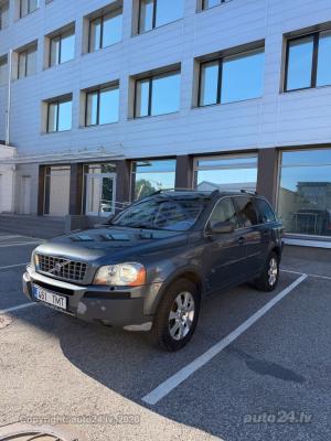 Pelēks Volvo XC90 2004 Tallina, ar dzinēja tilpumu 2.40 L un nobraukumu 301 tūkst. km par 2799 €, foto  vietnē AUTOMOTO.COM.LV