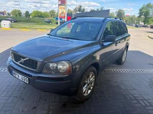 Grey Volvo XC90 2004 in Vilnius, with an engine capacity of 2.40 L and mileage of 480 thousand km for 2200 €, photo  on AUTOMOTO.COM.LV