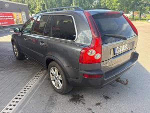 Grey Volvo XC90 2004 in Vilnius, with an engine capacity of 2.40 L and mileage of 480 thousand km for 2200 €, photo 4 on AUTOMOTO.COM.LV