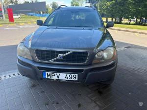 Grey Volvo XC90 2004 in Vilnius, with an engine capacity of 2.40 L and mileage of 480 thousand km for 2200 €, photo 5 on AUTOMOTO.COM.LV