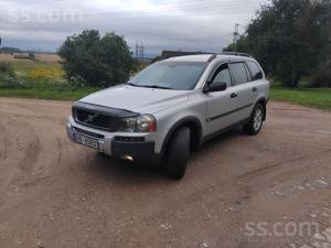 Pelēks Volvo XC90 2004 Jēkabpils, ar dzinēja tilpumu 2.40 L un nobraukumu 397 tūkst. km par 3250 €, foto  vietnē AUTOMOTO.COM.LV