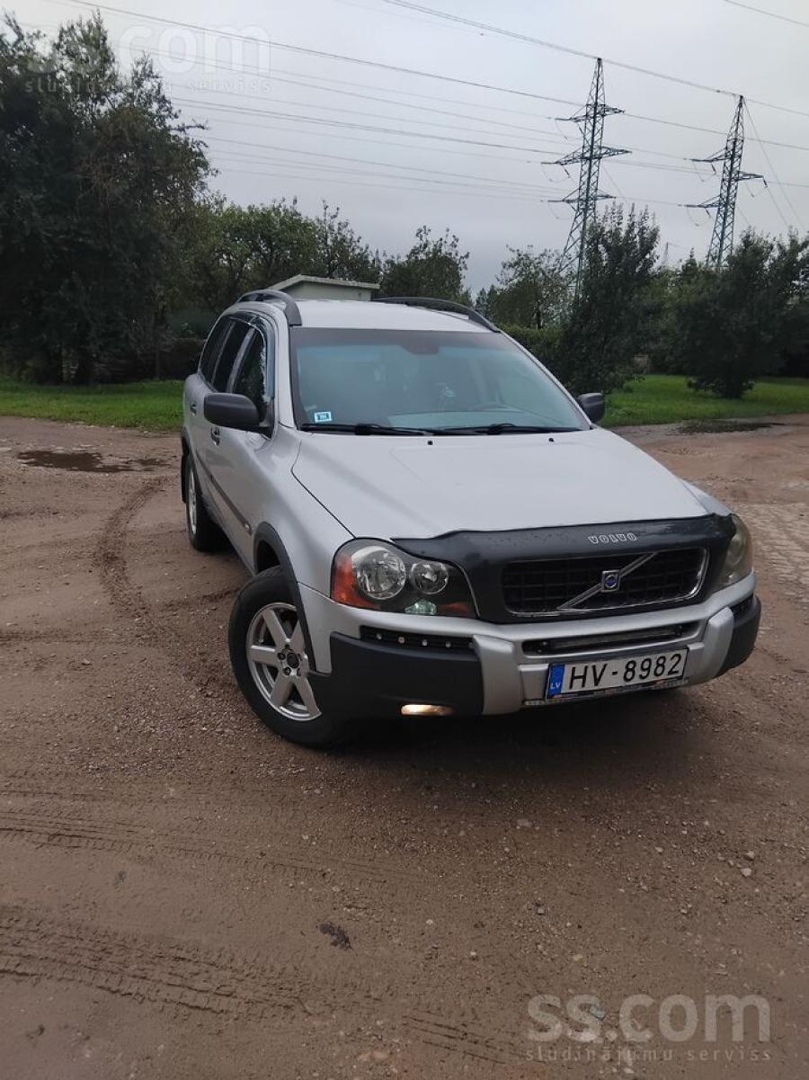Pelēks Volvo XC90 2004 Jēkabpils, ar dzinēja tilpumu 2.40 L un nobraukumu 397 tūkst. km par 3250 €, foto 3 vietnē AUTOMOTO.COM.LV