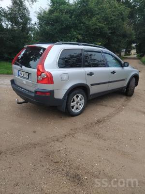 Pelēks Volvo XC90 2004 Jēkabpils, ar dzinēja tilpumu 2.40 L un nobraukumu 397 tūkst. km par 3250 €, foto 4 vietnē AUTOMOTO.COM.LV