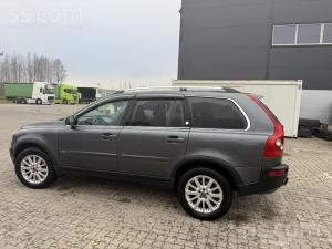 Pelēks Volvo XC90 2004 Rīga, ar dzinēja tilpumu 2.40 L un nobraukumu 354 tūkst. km par 5000 €, foto 3 vietnē AUTOMOTO.COM.LV