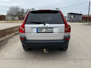 Grey Volvo XC90 2004 in Riga, with an engine capacity of 2.40 L and mileage of 0 thousand km for 3699 €, photo 5 on AUTOMOTO.COM.LV
