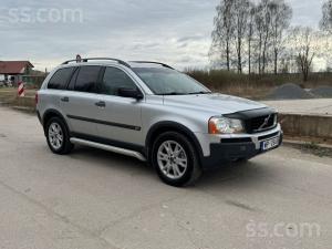 Grey Volvo XC90 2004 in Riga, with an engine capacity of 2.40 L and mileage of 0 thousand km for 3699 €, photo 8 on AUTOMOTO.COM.LV