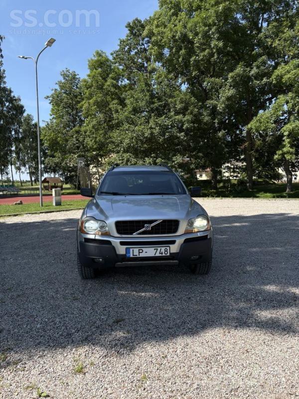 Pelēks Volvo XC90 2004 Ventspils, ar dzinēja tilpumu 2.40 L un nobraukumu 411 tūkst. km par 3150 €, foto 3 vietnē AUTOMOTO.COM.LV