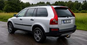 Pelēks Volvo XC90 2004 Klaipėda, ar dzinēja tilpumu 2.40 L un nobraukumu 442 tūkst. km par 3300 €, foto 5 vietnē AUTOMOTO.COM.LV