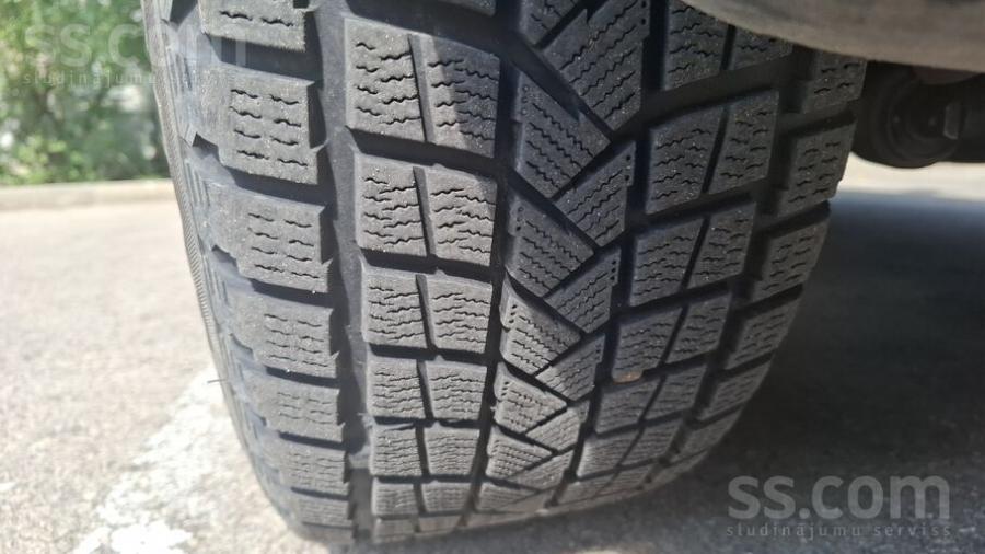 Pelēks Volvo XC90 2004 Daugavpils, ar dzinēja tilpumu 2.40 L un nobraukumu 410 tūkst. km par 2650 €, foto 12 vietnē AUTOMOTO.COM.LV