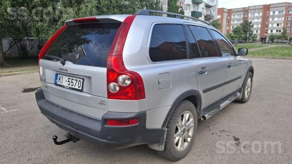 Pelēks Volvo XC90 2004 Daugavpils, ar dzinēja tilpumu 2.40 L un nobraukumu 410 tūkst. km par 2650 €, foto 8 vietnē AUTOMOTO.COM.LV