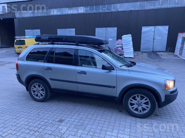 Grey Volvo XC90 2004 in Riga, with an engine capacity of 2.40 L and mileage of 0 thousand km for 3950 €, photo 6 on AUTOMOTO.COM.LV