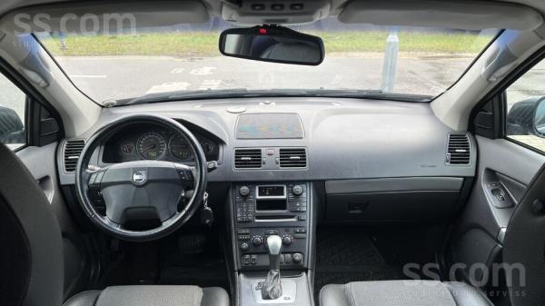 Pelēks Volvo XC90 2004 Rīga, ar dzinēja tilpumu 2.40 L un nobraukumu 345 tūkst. km par 2300 €, foto 9 vietnē AUTOMOTO.COM.LV