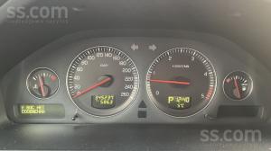 Pelēks Volvo XC90 2004 Rīga, ar dzinēja tilpumu 2.40 L un nobraukumu 345 tūkst. km par 2300 €, foto 15 vietnē AUTOMOTO.COM.LV