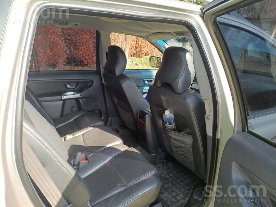 Pelēks Volvo XC90 2004 Jūrmala, ar dzinēja tilpumu 2.90 L un nobraukumu 240 tūkst. km par 3900 €, foto 10 vietnē AUTOMOTO.COM.LV