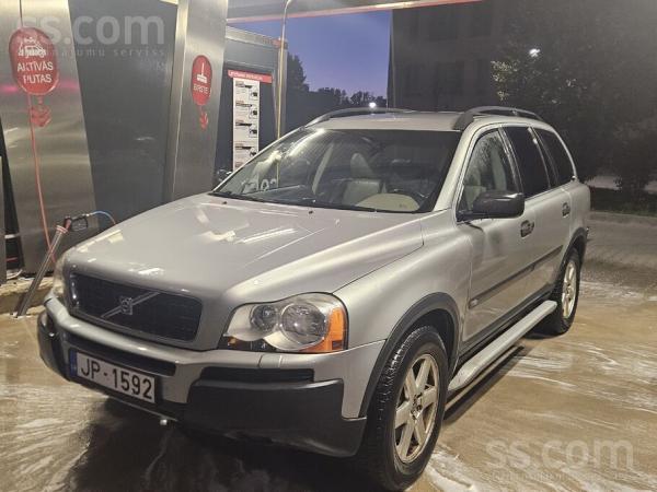 Pelēks Volvo XC90 2004 Jelgava, ar dzinēja tilpumu 2.50 L un nobraukumu 341 tūkst. km par 1500 €, foto 4 vietnē AUTOMOTO.COM.LV