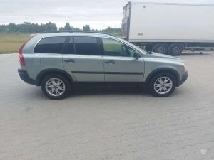 Pelēks Volvo XC90 2004 Šauļi, ar dzinēja tilpumu 2.40 L un nobraukumu 370 tūkst. km par 2750 €, foto 4 vietnē AUTOMOTO.COM.LV