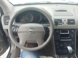 Pelēks Volvo XC90 2004 Šauļi, ar dzinēja tilpumu 2.40 L un nobraukumu 370 tūkst. km par 2750 €, foto 10 vietnē AUTOMOTO.COM.LV