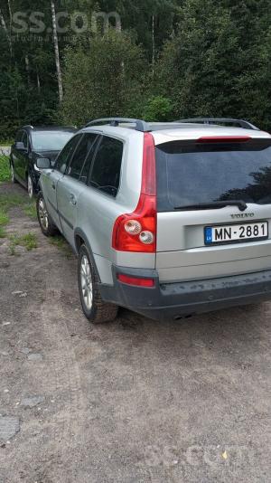 Pelēks Volvo XC90 2004 Rīga, ar dzinēja tilpumu 2.40 L un nobraukumu 335 tūkst. km par 3800 €, foto 3 vietnē AUTOMOTO.COM.LV