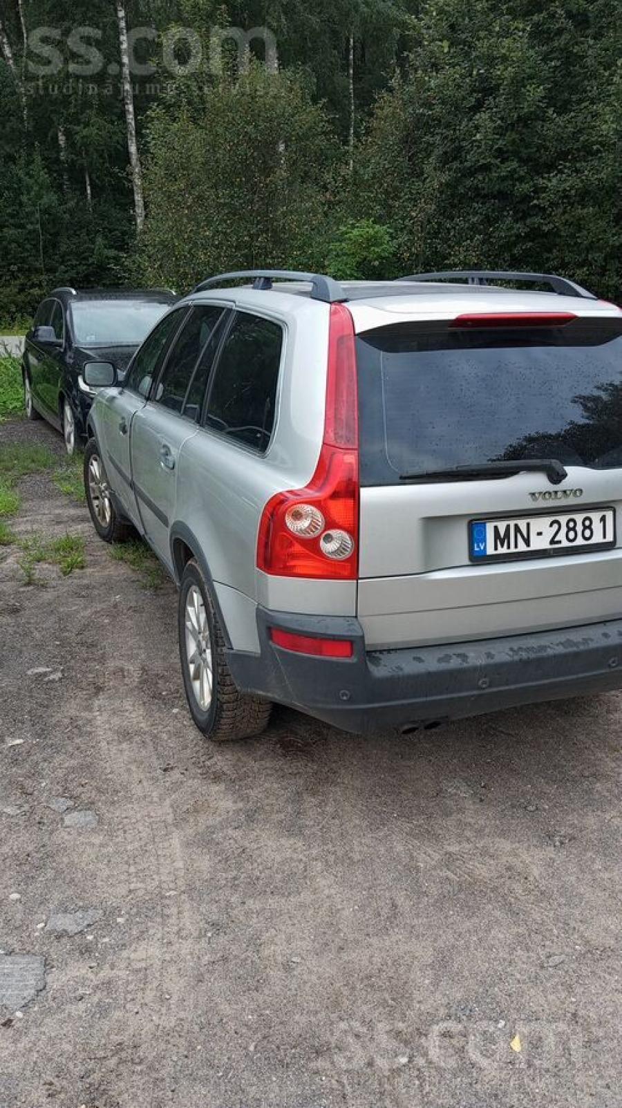 Pelēks Volvo XC90 2004 Rīga, ar dzinēja tilpumu 2.40 L un nobraukumu 335 tūkst. km par 3800 €, foto 3 vietnē AUTOMOTO.COM.LV