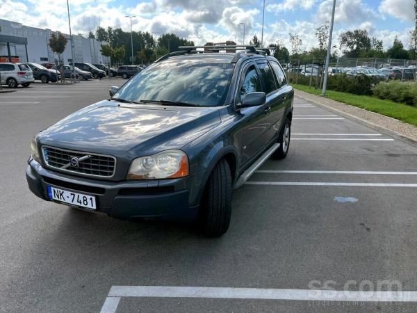 Серый Вольво ХС90 2004 в Рига, объемом двигателя 2.40 л и пробегом 537 тыс. км за 3990 €, фото 1 на AUTOMOTO.COM.LV