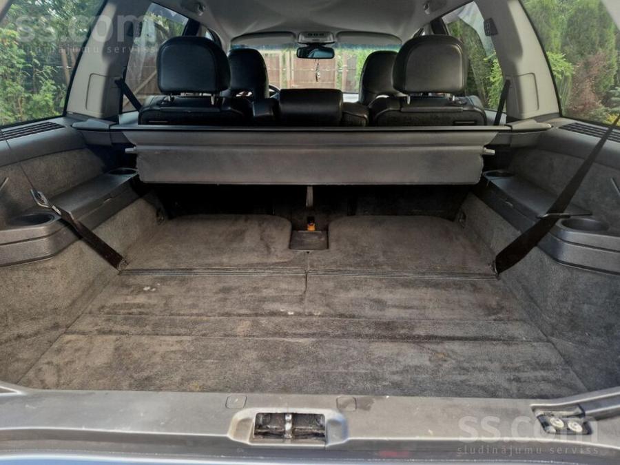 Grey Volvo XC90 2004 in Riga, with an engine capacity of 2.40 L and mileage of 537 thousand km for 3990 €, photo 9 on AUTOMOTO.COM.LV