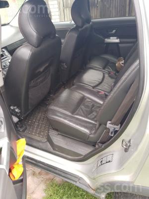 Pelēks Volvo XC90 2004 Bauska, ar dzinēja tilpumu 2.40 L un nobraukumu 419 tūkst. km par 2900 €, foto 4 vietnē AUTOMOTO.COM.LV