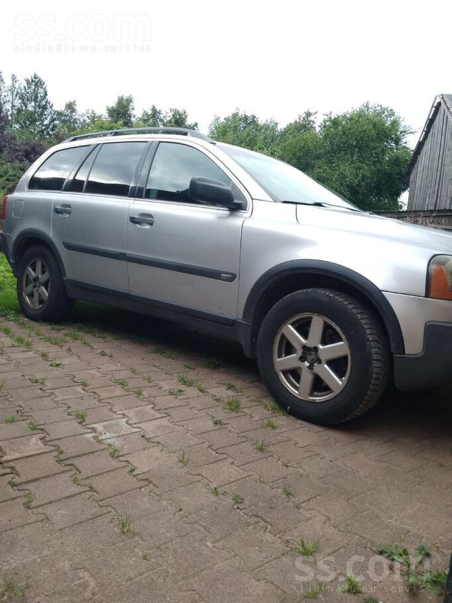 Pelēks Volvo XC90 2004 Bauska, ar dzinēja tilpumu 2.40 L un nobraukumu 419 tūkst. km par 2900 €, foto 6 vietnē AUTOMOTO.COM.LV