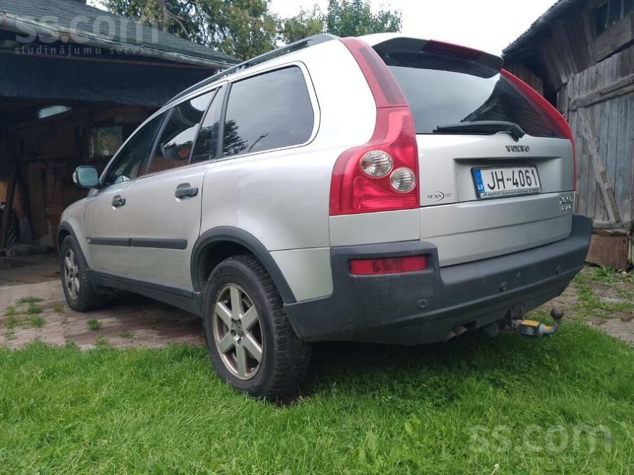 Pelēks Volvo XC90 2004 Bauska, ar dzinēja tilpumu 2.40 L un nobraukumu 419 tūkst. km par 2900 €, foto 9 vietnē AUTOMOTO.COM.LV