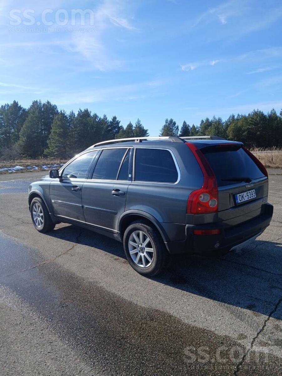 Pelēks Volvo XC90 2004 Tukums, ar dzinēja tilpumu 2.40 L un nobraukumu 414 tūkst. km par 2500 €, foto 5 vietnē AUTOMOTO.COM.LV
