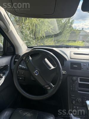 Pelēks Volvo XC90 2004 Ludza, ar dzinēja tilpumu 2.40 L un nobraukumu 340 tūkst. km par 4050 €, foto 6 vietnē AUTOMOTO.COM.LV