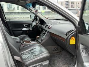 Grey Volvo XC90 2004 in Vilnius, with an engine capacity of 2.40 L and mileage of 340 thousand km for 2900 €, photo 6 on AUTOMOTO.COM.LV
