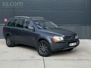 Pelēks Volvo XC90 2004 Rīga, ar dzinēja tilpumu 2.40 L un nobraukumu 340 tūkst. km par 4300 €, foto  vietnē AUTOMOTO.COM.LV