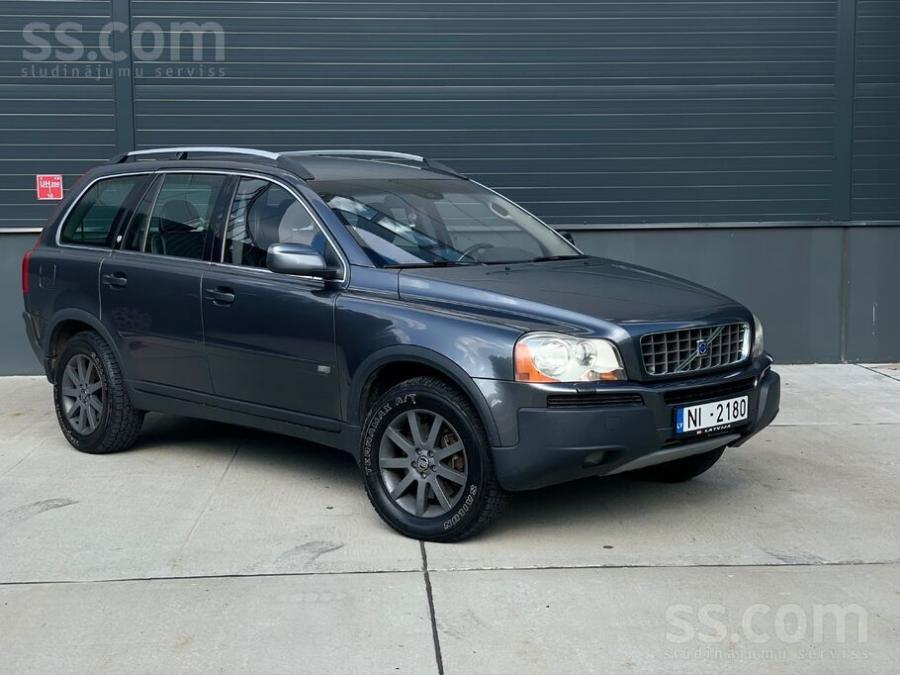 Pelēks Volvo XC90 2004 Rīga, ar dzinēja tilpumu 2.40 L un nobraukumu 340 tūkst. km par 4300 €, foto 3 vietnē AUTOMOTO.COM.LV
