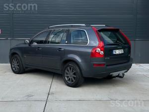 Pelēks Volvo XC90 2004 Rīga, ar dzinēja tilpumu 2.40 L un nobraukumu 340 tūkst. km par 4300 €, foto 12 vietnē AUTOMOTO.COM.LV