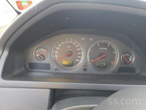 Серый Вольво ХС90 2004 в Огре, объемом двигателя 2.40 л и пробегом 403 тыс. км за 2000 €, фото 17 на AUTOMOTO.COM.LV