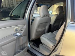 Grey Volvo XC90 2004 in Vilnius, with an engine capacity of 2.40 L and mileage of 284 thousand km for 2950 €, photo 13 on AUTOMOTO.COM.LV
