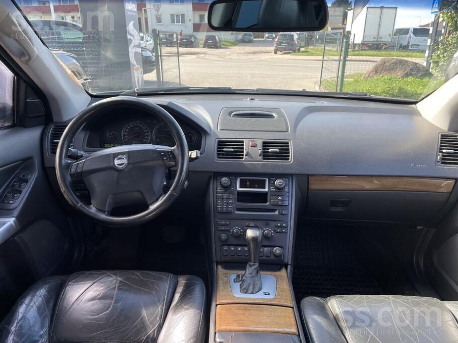 Pelēks Volvo XC90 2004 Talsi, ar dzinēja tilpumu 2.40 L un nobraukumu 421 tūkst. km par 1850 €, foto 8 vietnē AUTOMOTO.COM.LV