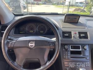 Pelēks Volvo XC90 2004 Talsi, ar dzinēja tilpumu 2.40 L un nobraukumu 421 tūkst. km par 1850 €, foto 16 vietnē AUTOMOTO.COM.LV