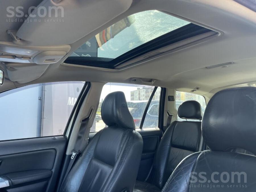 Pelēks Volvo XC90 2004 Talsi, ar dzinēja tilpumu 2.40 L un nobraukumu 421 tūkst. km par 1850 €, foto 20 vietnē AUTOMOTO.COM.LV