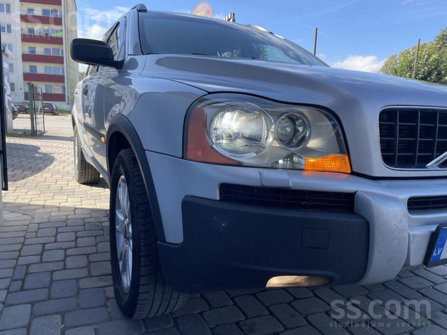 Pelēks Volvo XC90 2004 Talsi, ar dzinēja tilpumu 2.40 L un nobraukumu 421 tūkst. km par 1850 €, foto 23 vietnē AUTOMOTO.COM.LV