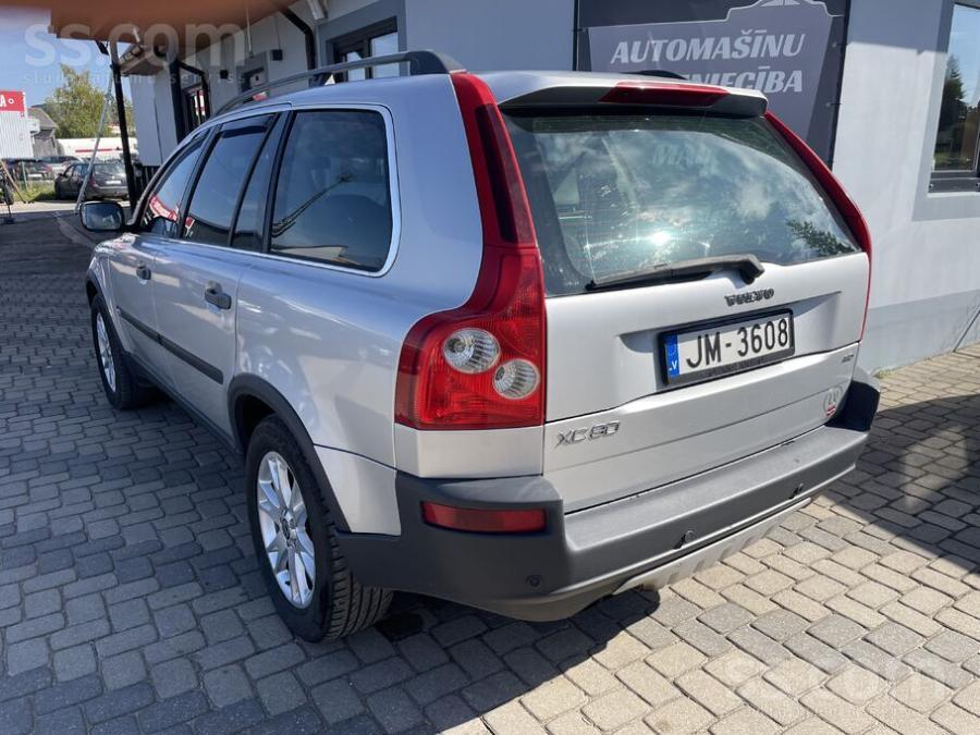Pelēks Volvo XC90 2004 Talsi, ar dzinēja tilpumu 2.40 L un nobraukumu 421 tūkst. km par 1850 €, foto 24 vietnē AUTOMOTO.COM.LV