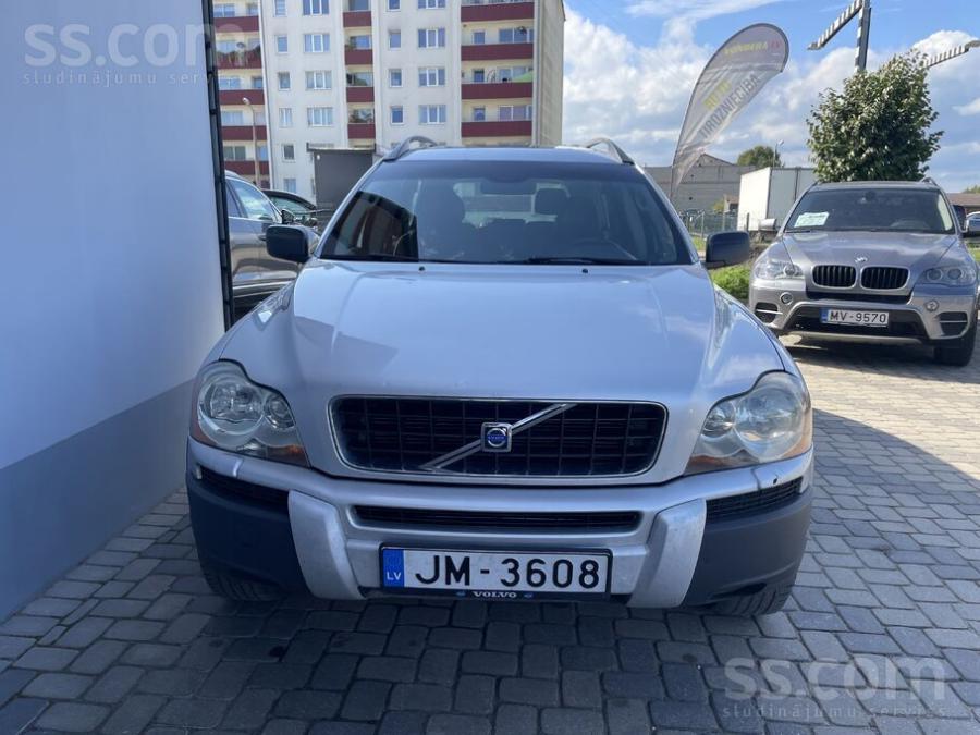 Pelēks Volvo XC90 2004 Talsi, ar dzinēja tilpumu 2.40 L un nobraukumu 421 tūkst. km par 1850 €, foto 27 vietnē AUTOMOTO.COM.LV