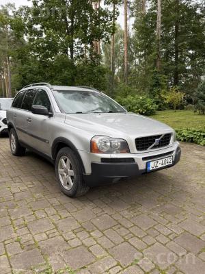 Grey Volvo XC90 2004 in Ogre, with an engine capacity of 2.40 L and mileage of 414 thousand km for 1750 €, photo  on AUTOMOTO.COM.LV