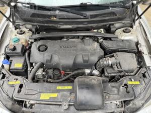 Grey Volvo XC90 2004 in Ogre, with an engine capacity of 2.40 L and mileage of 414 thousand km for 1750 €, photo 10 on AUTOMOTO.COM.LV