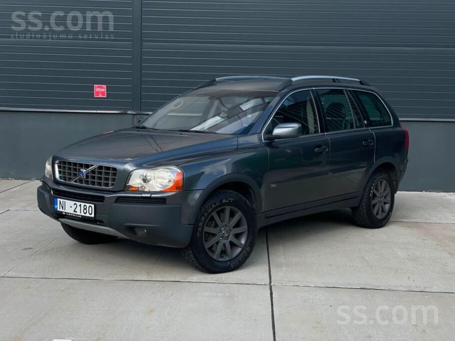 Pelēks Volvo XC90 2004 Rīga, ar dzinēja tilpumu 2.40 L un nobraukumu 340 tūkst. km par 4300 €, foto 3 vietnē AUTOMOTO.COM.LV