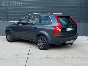 Pelēks Volvo XC90 2004 Rīga, ar dzinēja tilpumu 2.40 L un nobraukumu 340 tūkst. km par 4300 €, foto 21 vietnē AUTOMOTO.COM.LV
